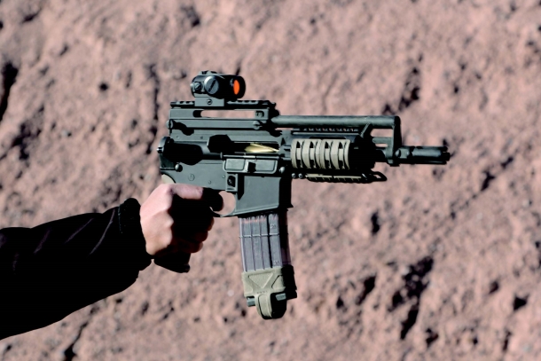 【リアルガンレポート・後編】SIG MCX Rattler & Olympic Arms OA-93 | ニュース | アームズマガジンウェブ