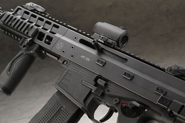 B&T APC556 PDW アサルトライフル【無可動実銃の魅力】 | ニュース | アームズマガジンウェブ
