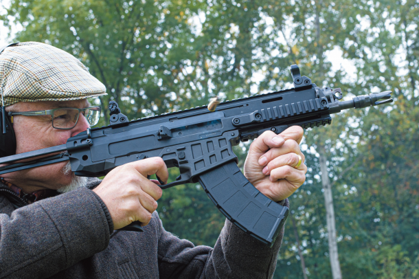 【実銃】フランス特殊部隊GIGNも採用した「CZ BREN 2」2021年最新モデル | ニュース | アームズマガジンウェブ