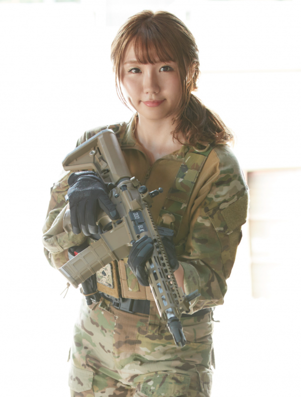 最新のDEVGRUスタイルM4カスタム「E&C NOVESKE N4 DEVGRU 電子トリガー搭載電動ガン」 | ニュース | アームズマガジンウェブ