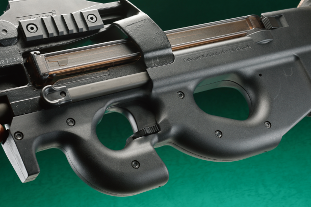 PDWの創成期に生まれた、特殊部隊でも使用されるP90【無可動実銃】 | ニュース | アームズマガジンウェブ